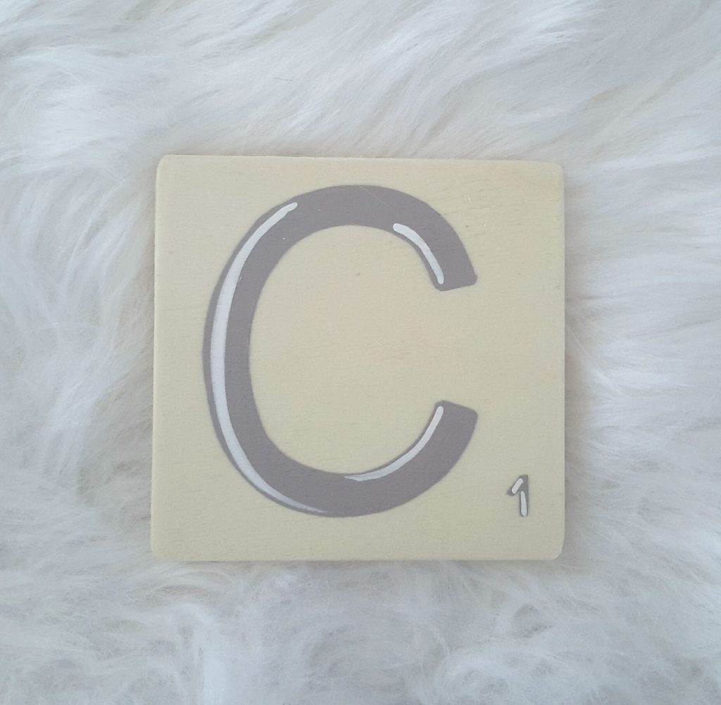 Prénom scrabble Chloé lot de 5 tuiles de lettres décoratives + Coeur